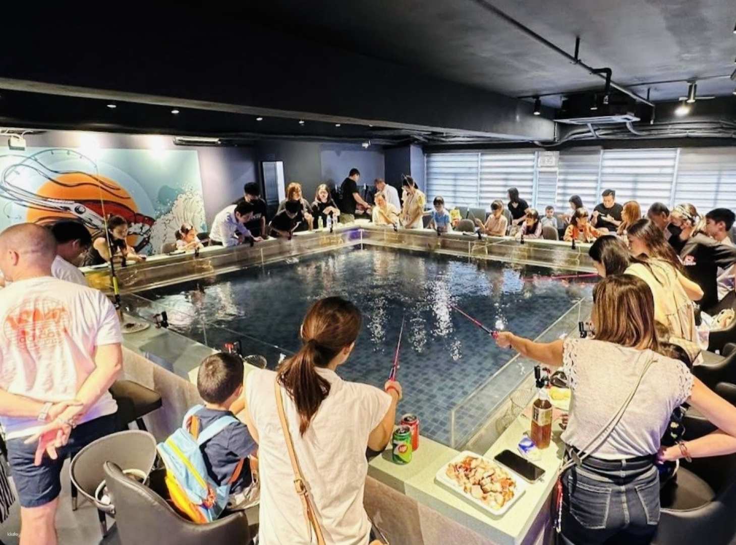 [Traveloka Exclusive] Lai Chi Kok Shrimp Fishing King Shrimp Fishing ...