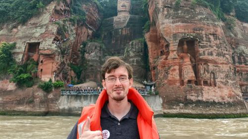 Buy 2-Day Leshan Giant Buddha and Emei Mountain Private Tour with 5 ...