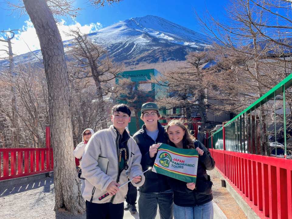 FANTASTIC 1-Day FUJI & HAKONE Guided Bus Tour with Mt.Fuji, Buffet ...
