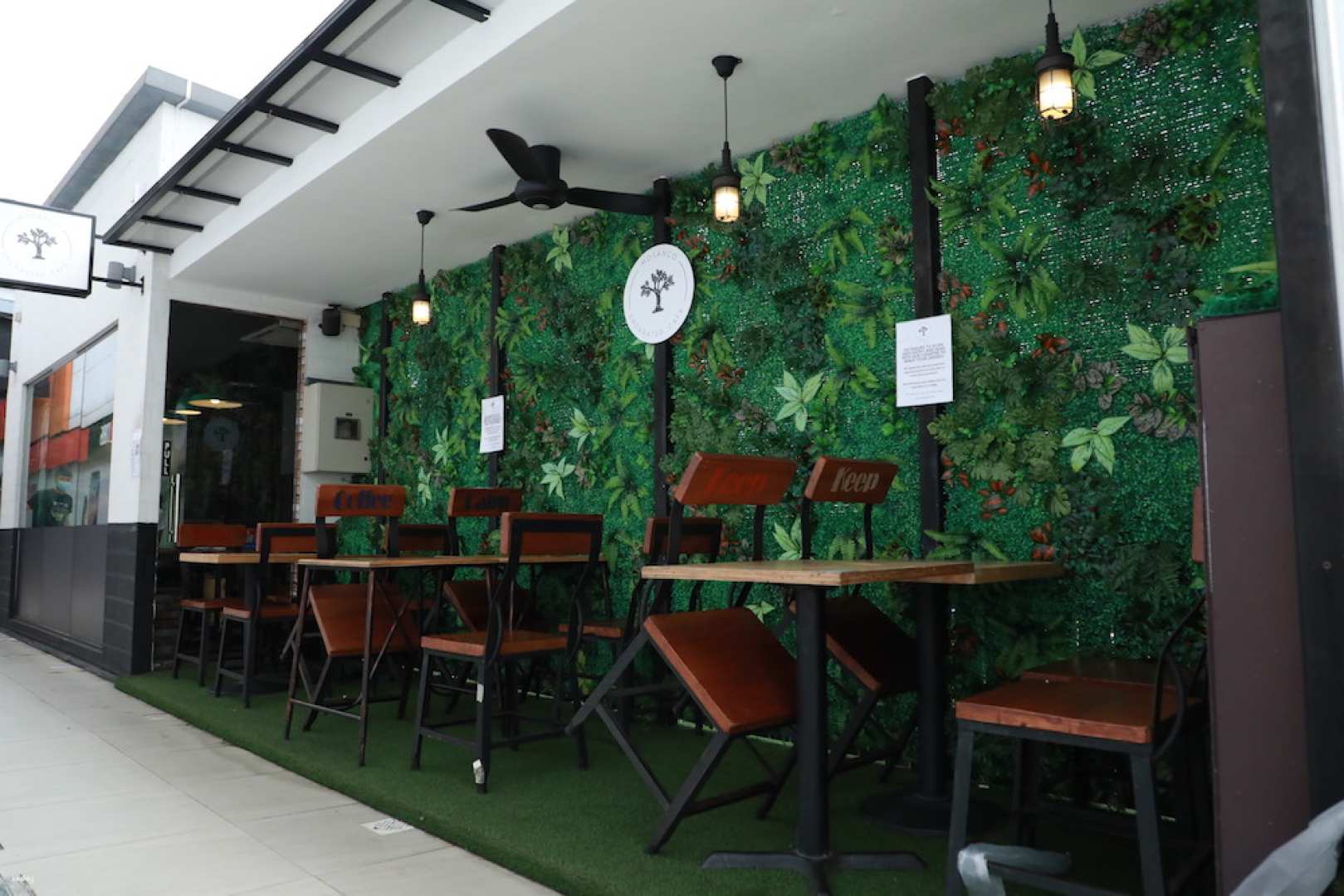 ซื้อตั๋ว [Secret Hideout Cafe 24 ชั่วโมง] The Secret Garden Cafe by ...