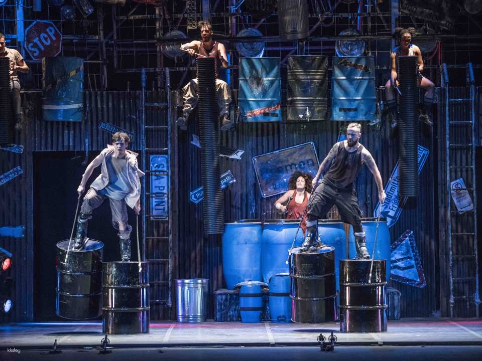 Emmy Award-winning! Exciting and spectacular stage performance "STOMP ...