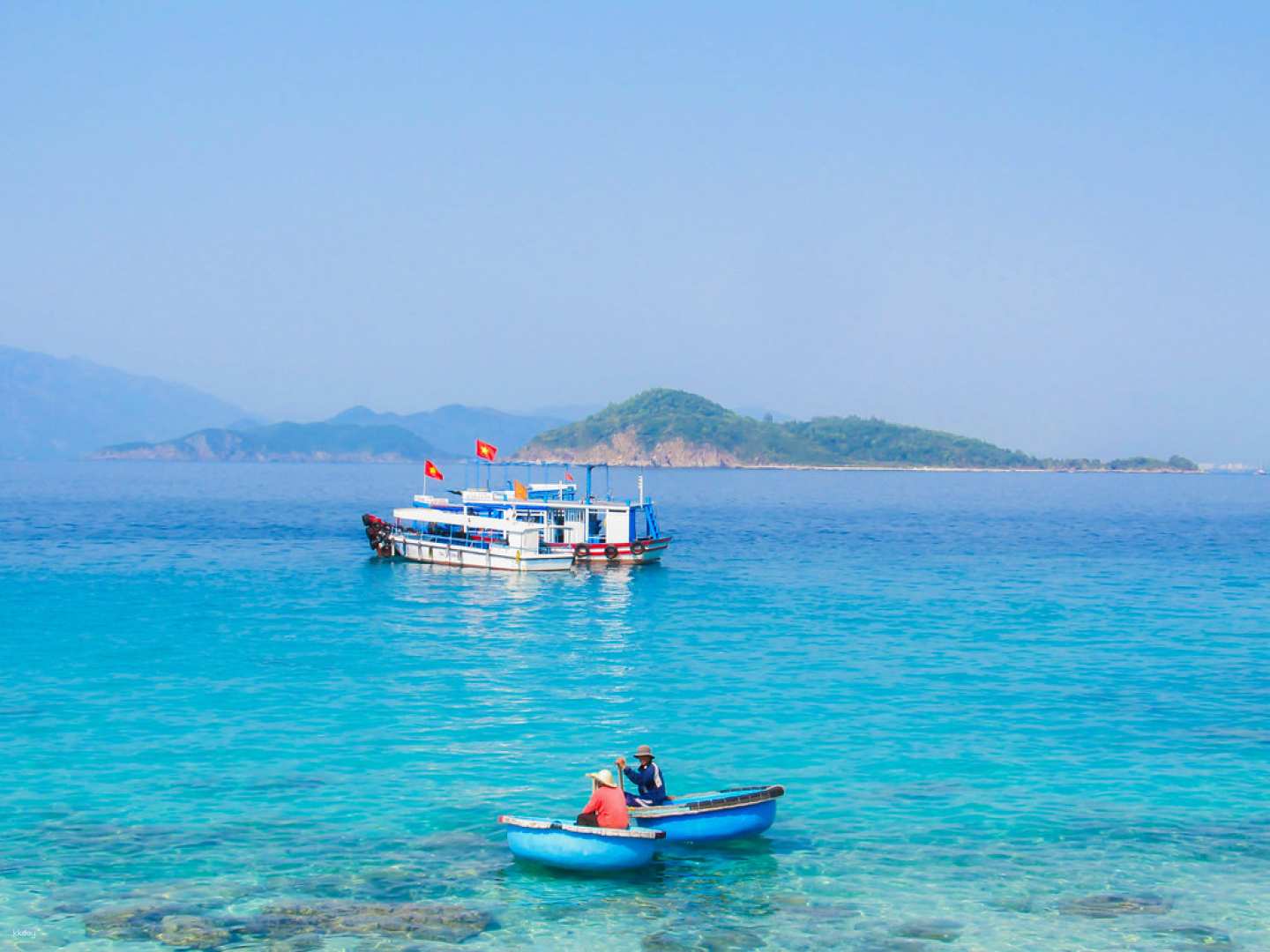 Buy [Group Tour] Day Tour Nha Trang 03 Islands - Mun Island, The ...